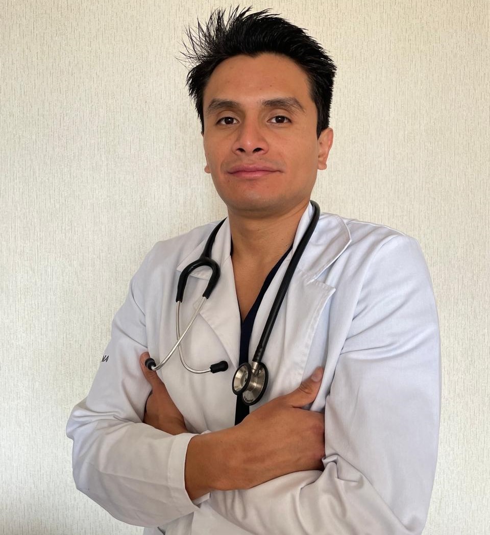Dr. Mario Maza - Nefrólogo en Lima, Perú